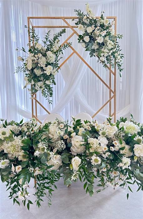 Finishing Touches & Chair Decor